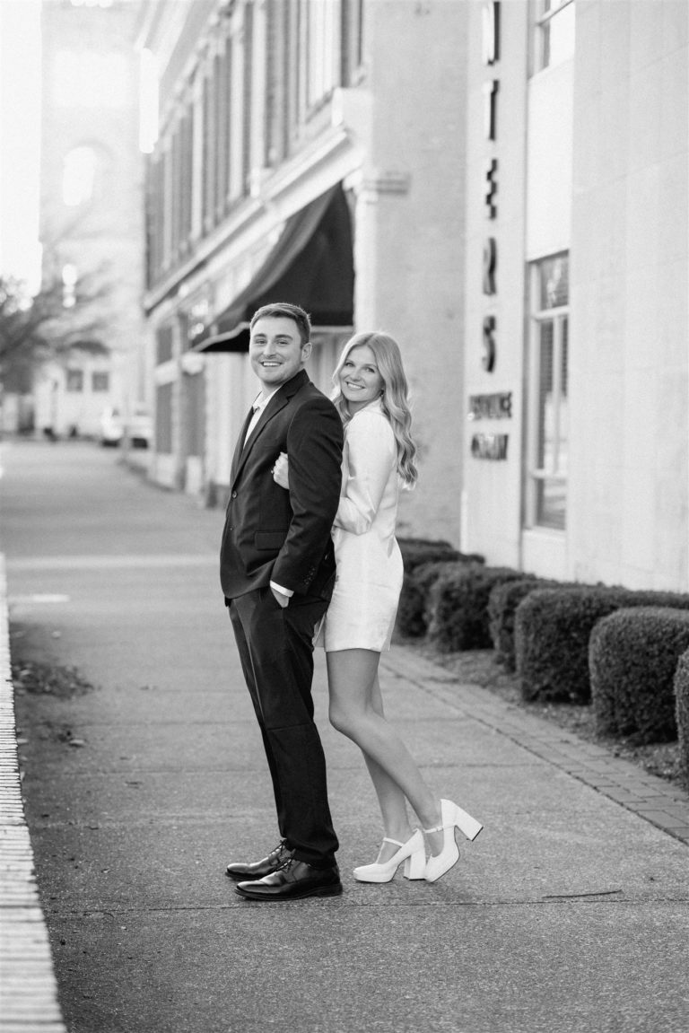 Classic and Modern Engagement Session in Downtown Bowling Green ...